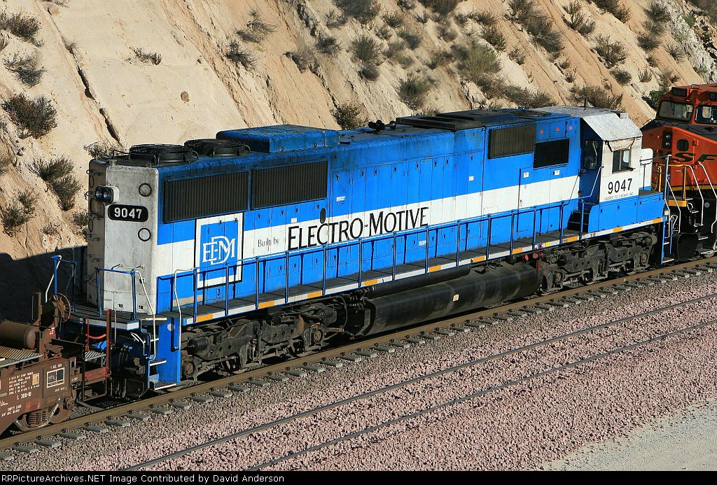 EMD 9047